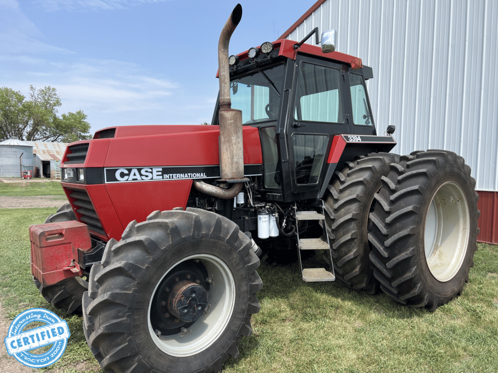 Case IH 3394: Red-Hooded Stepchild. - Tractor Zoom