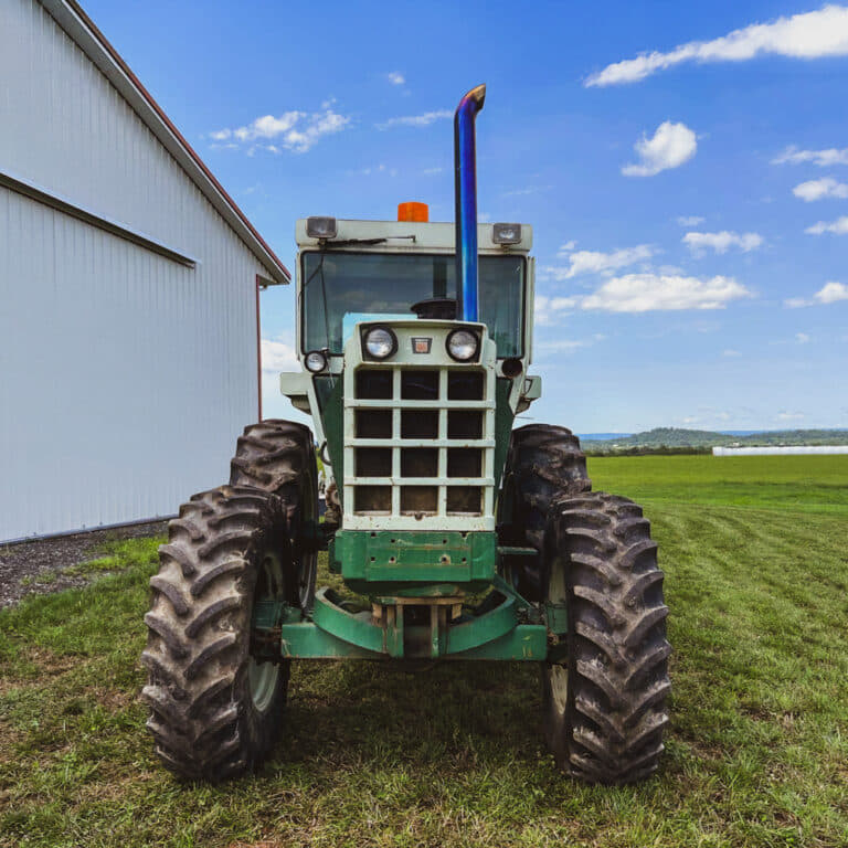 Oliver 2255: The end of an era. - Tractor Zoom