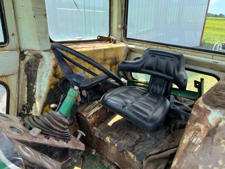 Oliver 2255: The end of an era. - Tractor Zoom