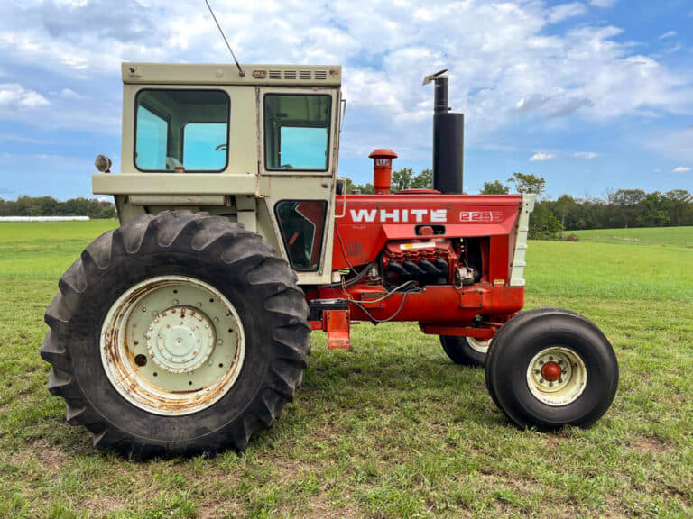 Oliver 2255: The end of an era. - Tractor Zoom