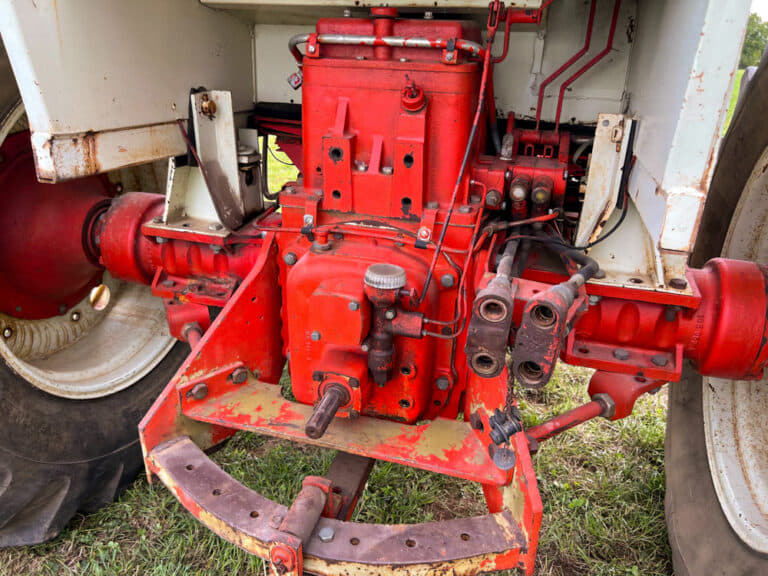 Oliver 2255: The end of an era. - Tractor Zoom