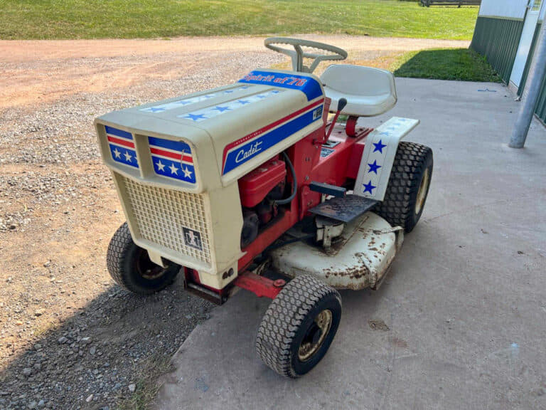 Spirit of '76: Star-Spangled Horsepower - Tractor Zoom